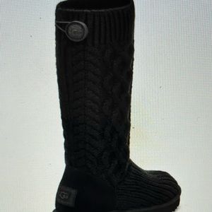 UGG | Shoes | Ugg Womens Classic Cardi Cable Knit Boots In Black Sz 9 ...